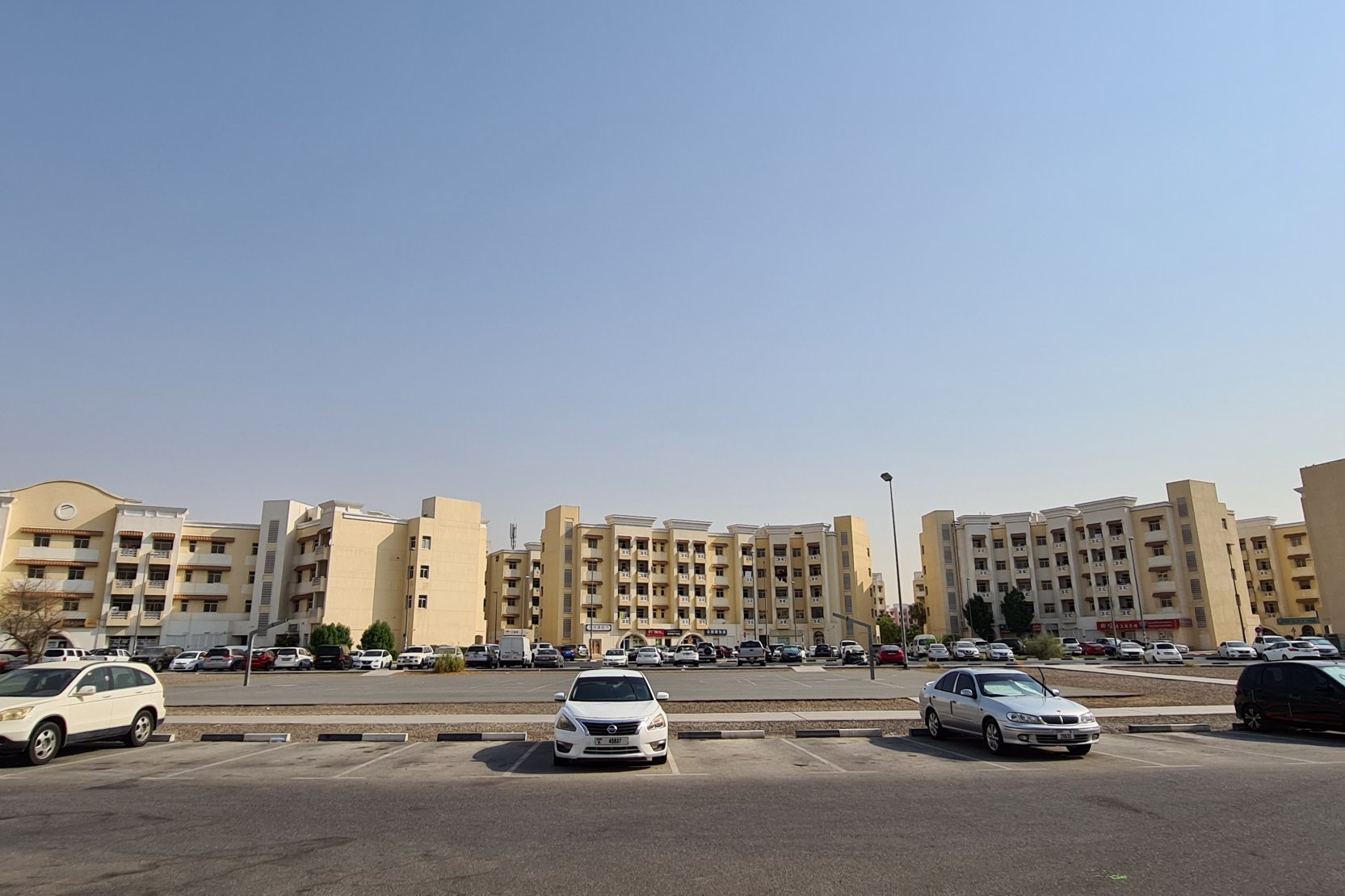 China Cluster-Building B08 feature residential apartments available for ...