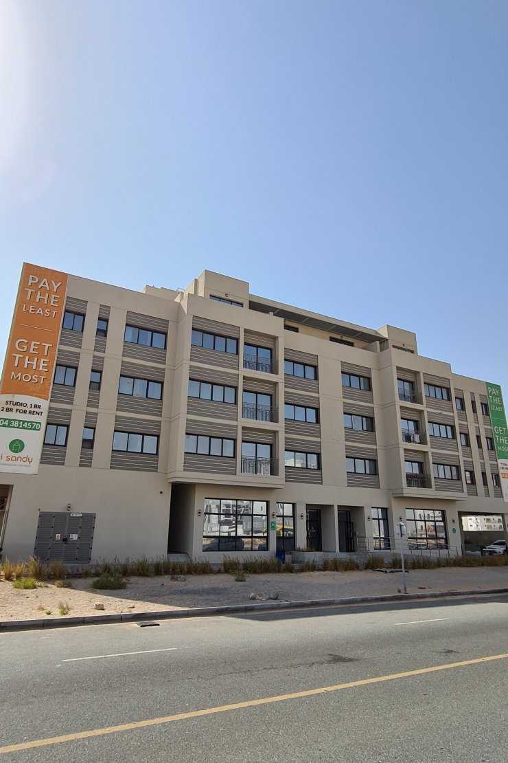 Al Najah Buidling International City is a five-storey residential ...