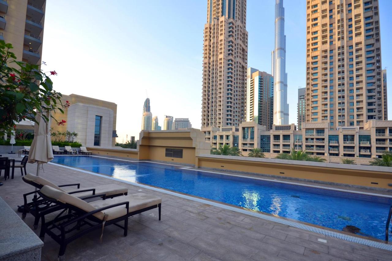 Studios,1,2,3 Bedroom Apartment Claren Tower