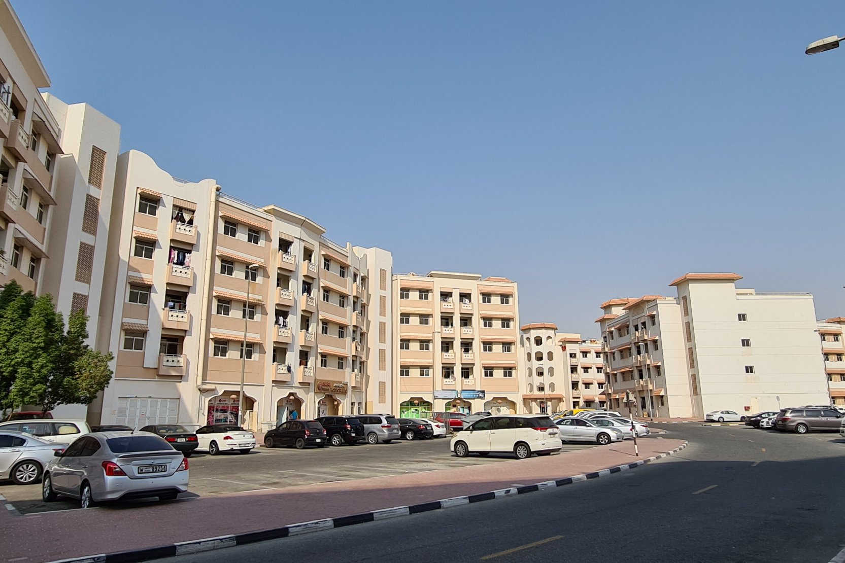 China Cluster-Building E01