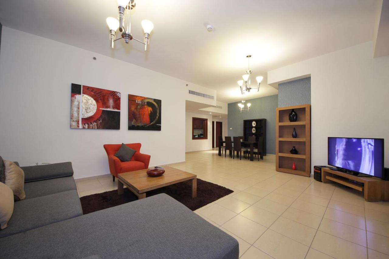 Spacious apartments available in Rimal 3 Jumeirah Beach Residences ...