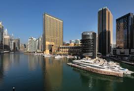 Marina Quays East feature luxury apartments available in Jumeirah Beach ...