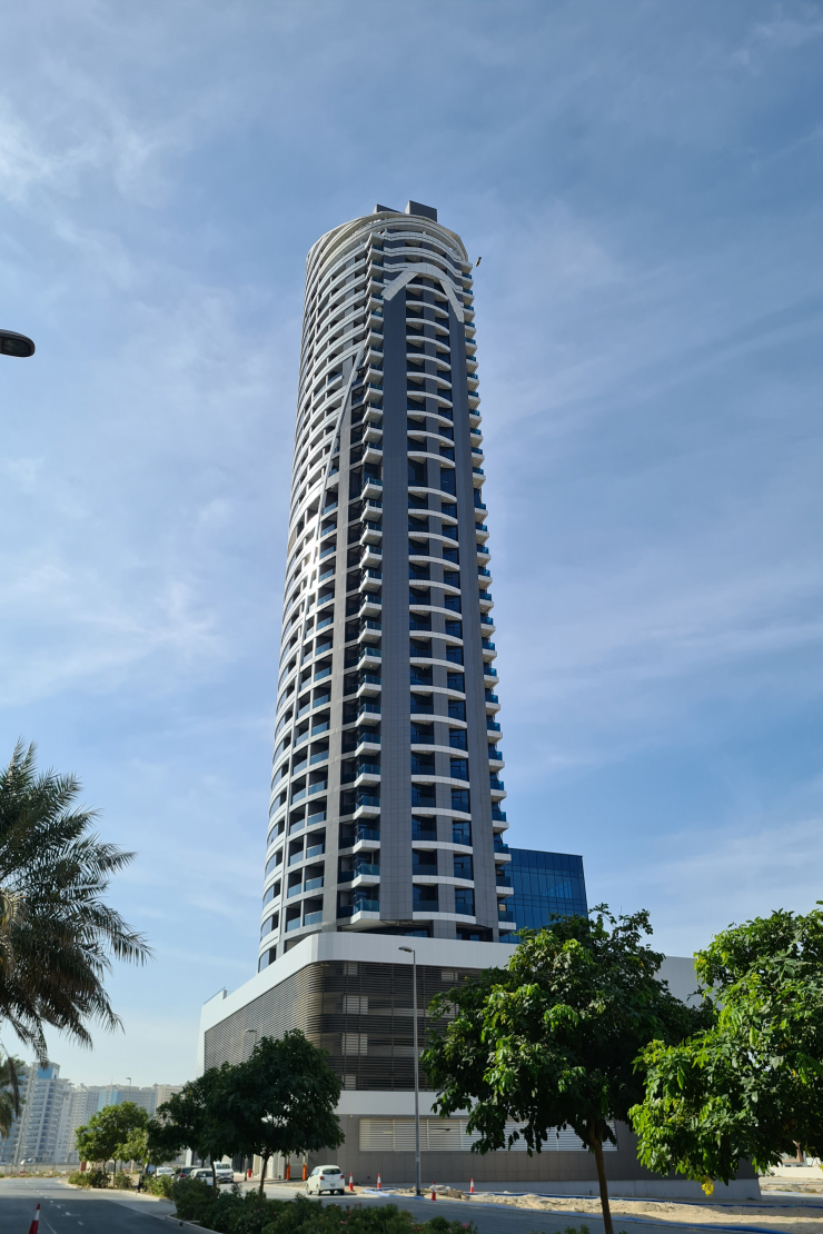 Apartments for sale in O2 Tower