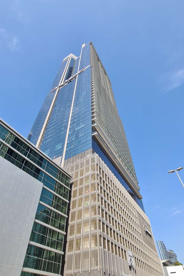 Paramount Tower Hotel & Residences | Luxury 1-3BR Serviced Apartments ...