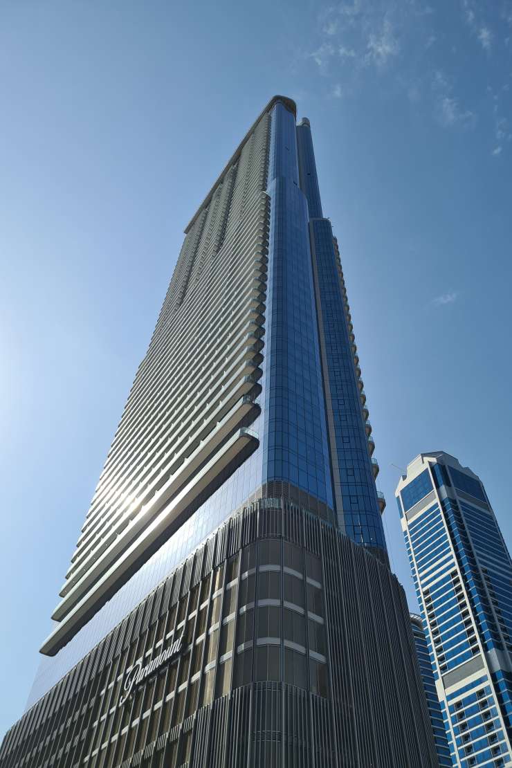 Paramount Tower Hotel & Residences | Luxury 1-3BR Serviced Apartments ...