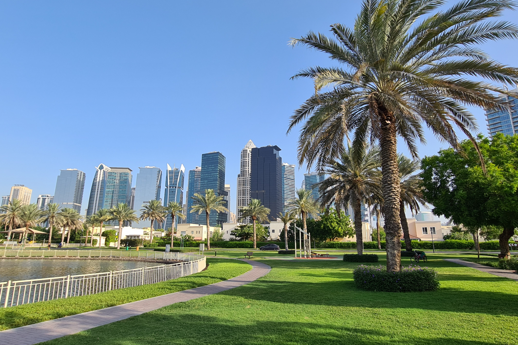 Villas For Sale In The Meadows 1 Dubai